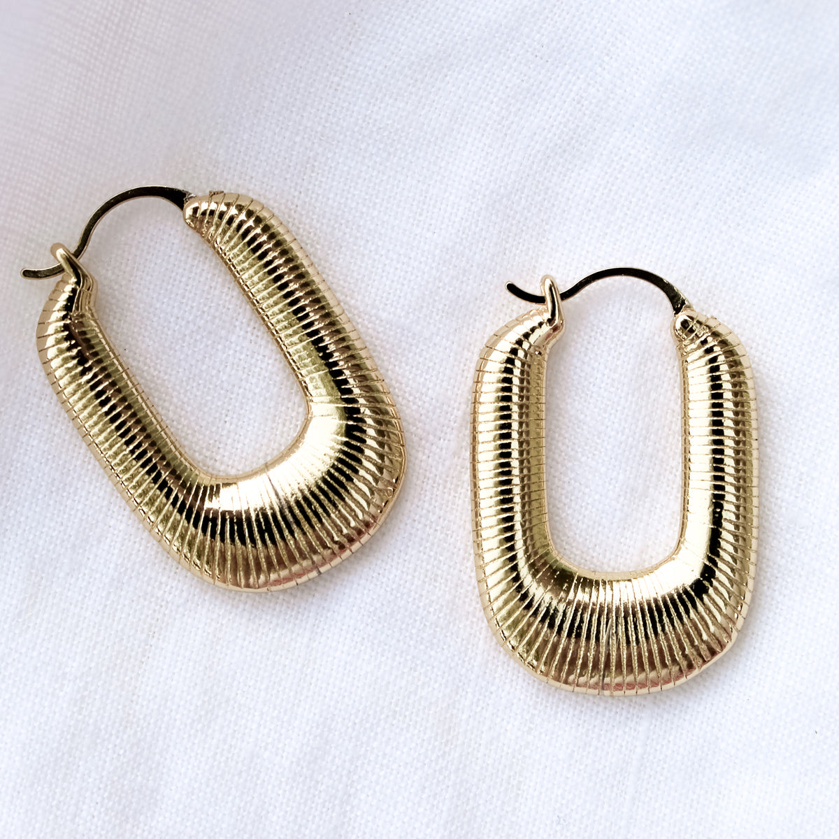 Kepri Hoop – Kinsey Designs